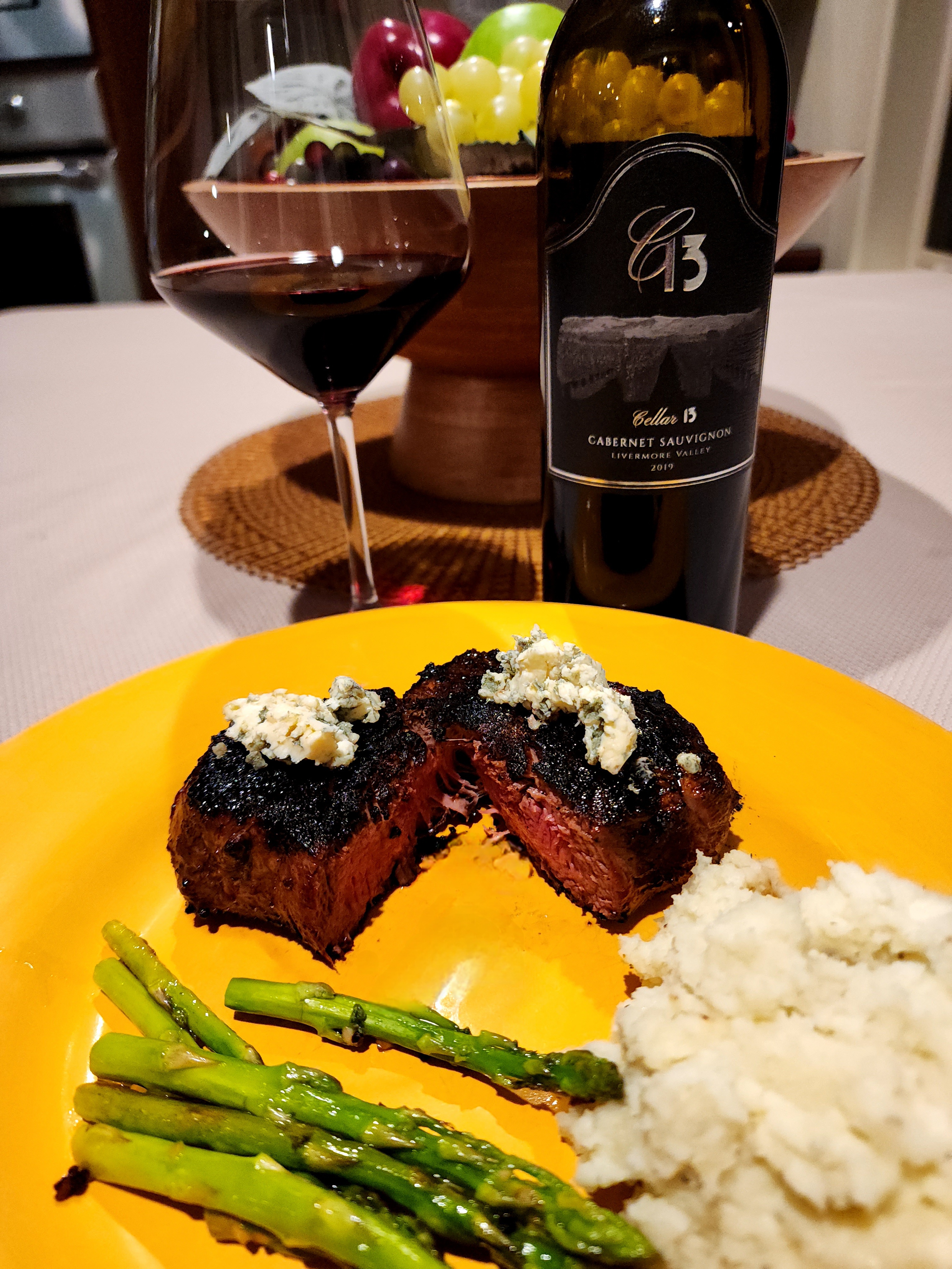 2019 Cellar 13 Cabernet Sauvignon with Filet Mignon Steak « California ...